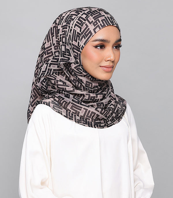 Monogram Gold – Bokitta Lover